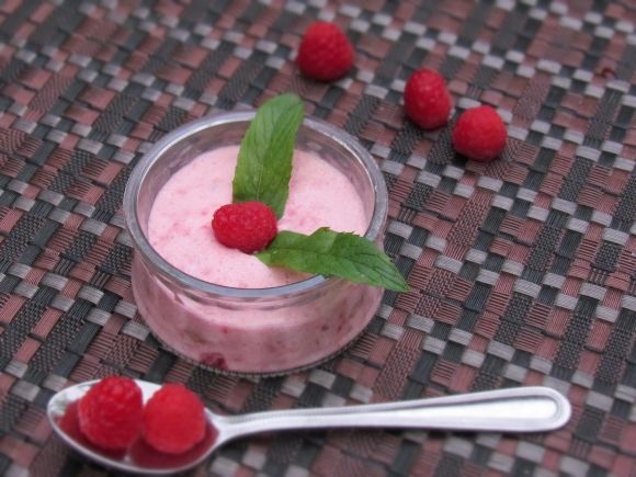 Low Calorie Dessert Recipe: Raspberry Mousse