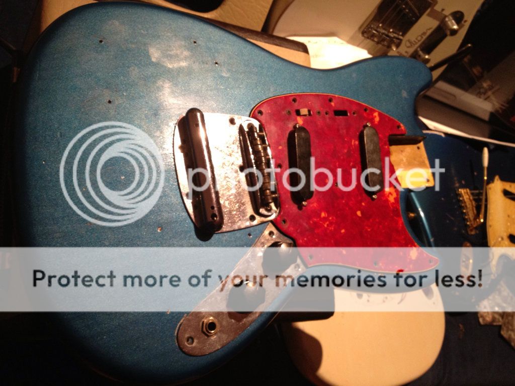 A vintage mustang partscaster with goldfoils(New Neck!) - OffsetGuitars.com